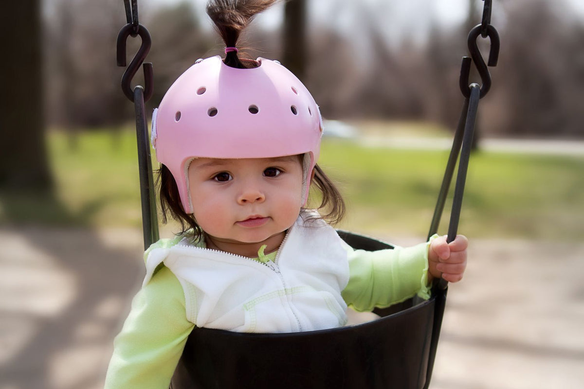 Parents-Helmet-Therapy-AdobeStock_31830432 ...